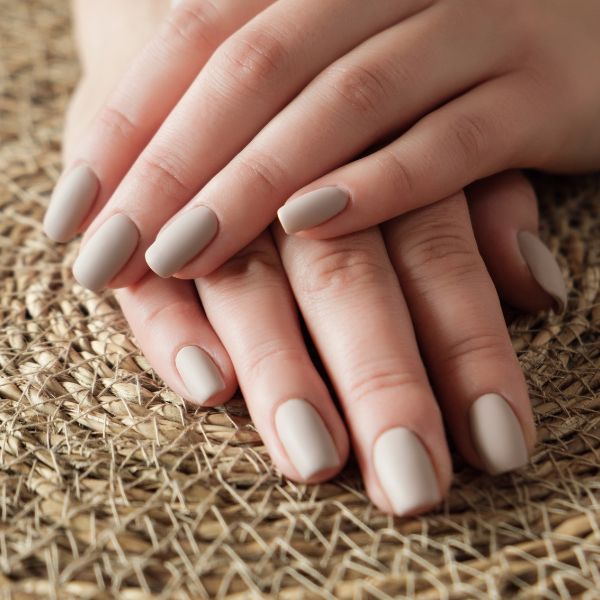 Autumn Nail Polish Inspiration | Top Beauty Salon in Kidlington
